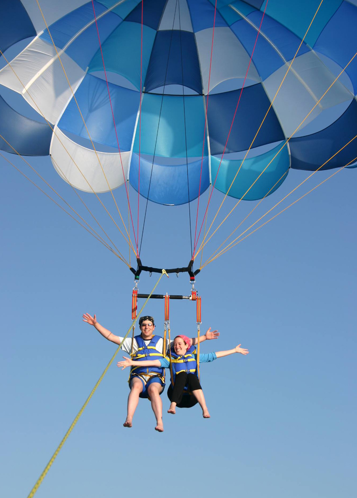 vertical couple sd parasail - PassPort to San Diego